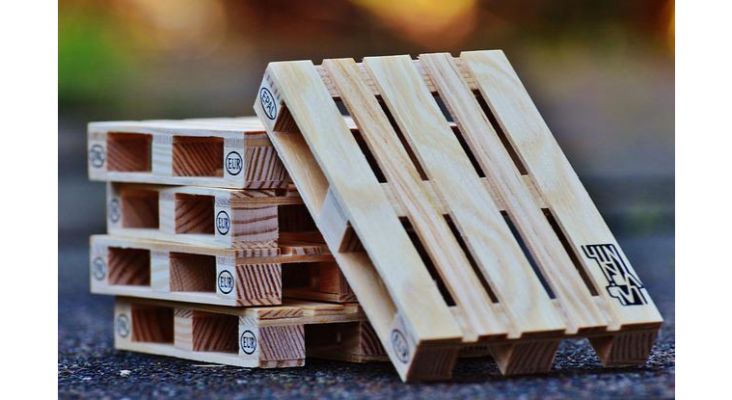 15 Inspirasi Kerajinan Dari Kayu Palet Untuk Rumah Anda