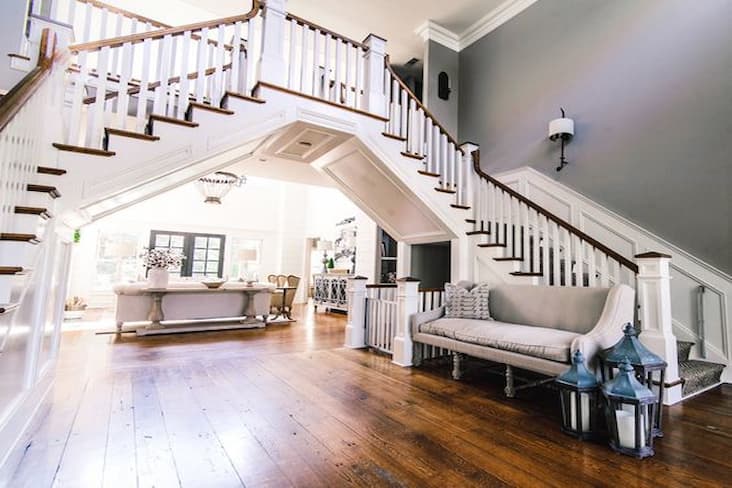 9 Desain Tangga Rumah Sempit Sederhana Kekinian | Klopmart